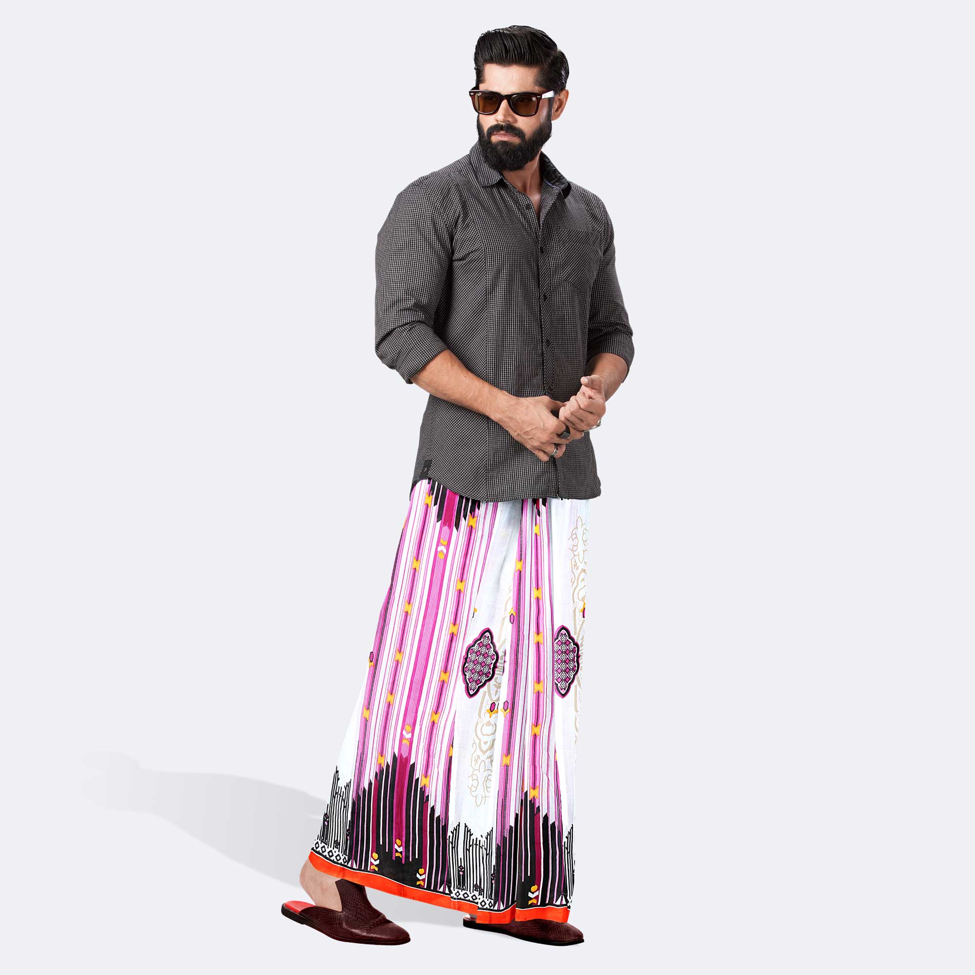 Buy Print and Batik lungi at - Get Low Price Lungi Cash on Delivery | MIAH