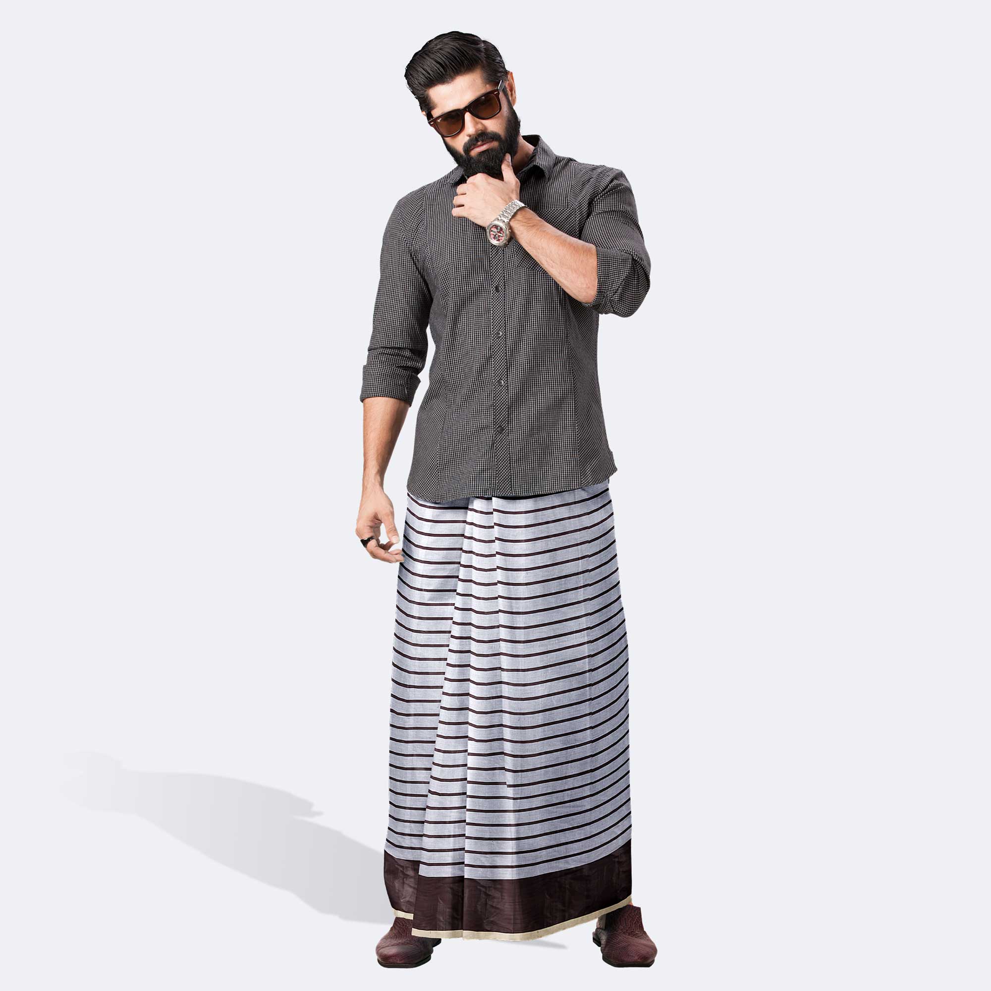 Amanat Shah Lungi - Style